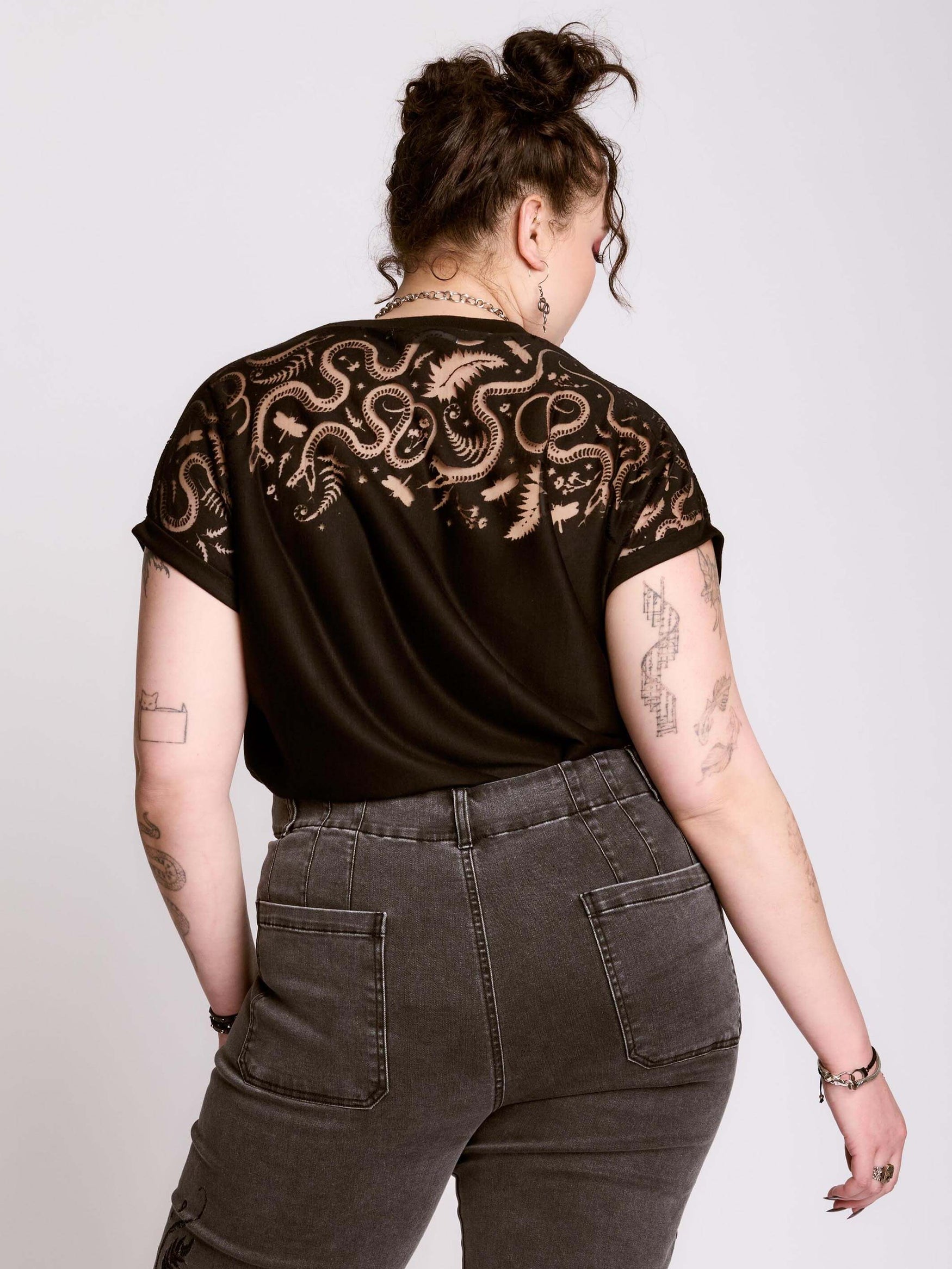 Burnout Snake Top – Midnight Hour