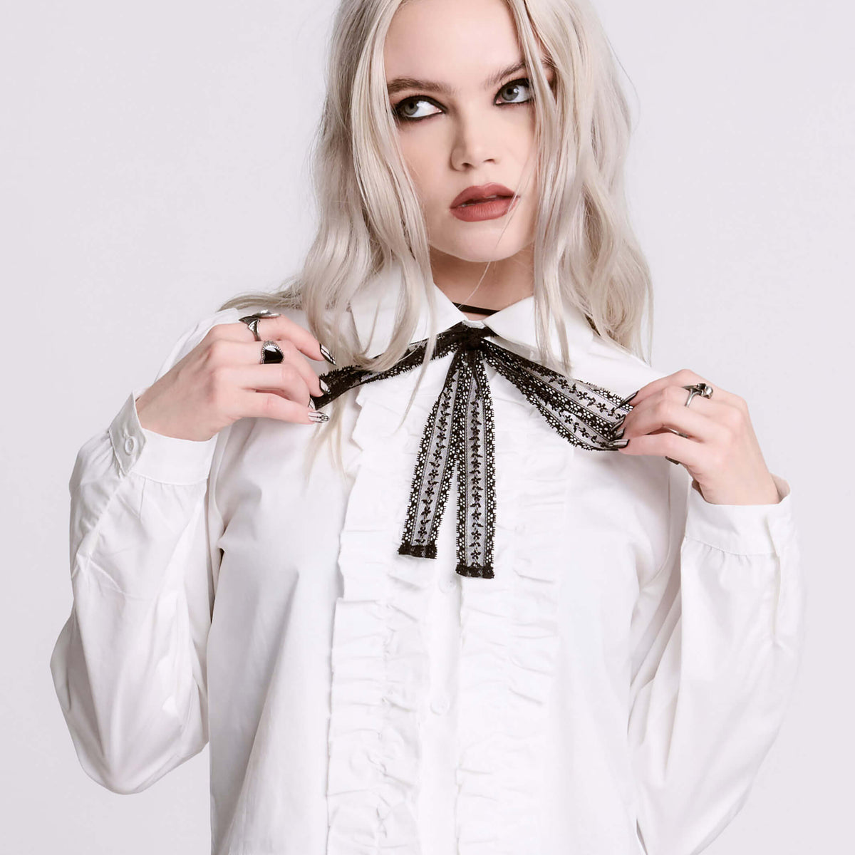 Cropped Ruffle Shirt – Midnight Hour