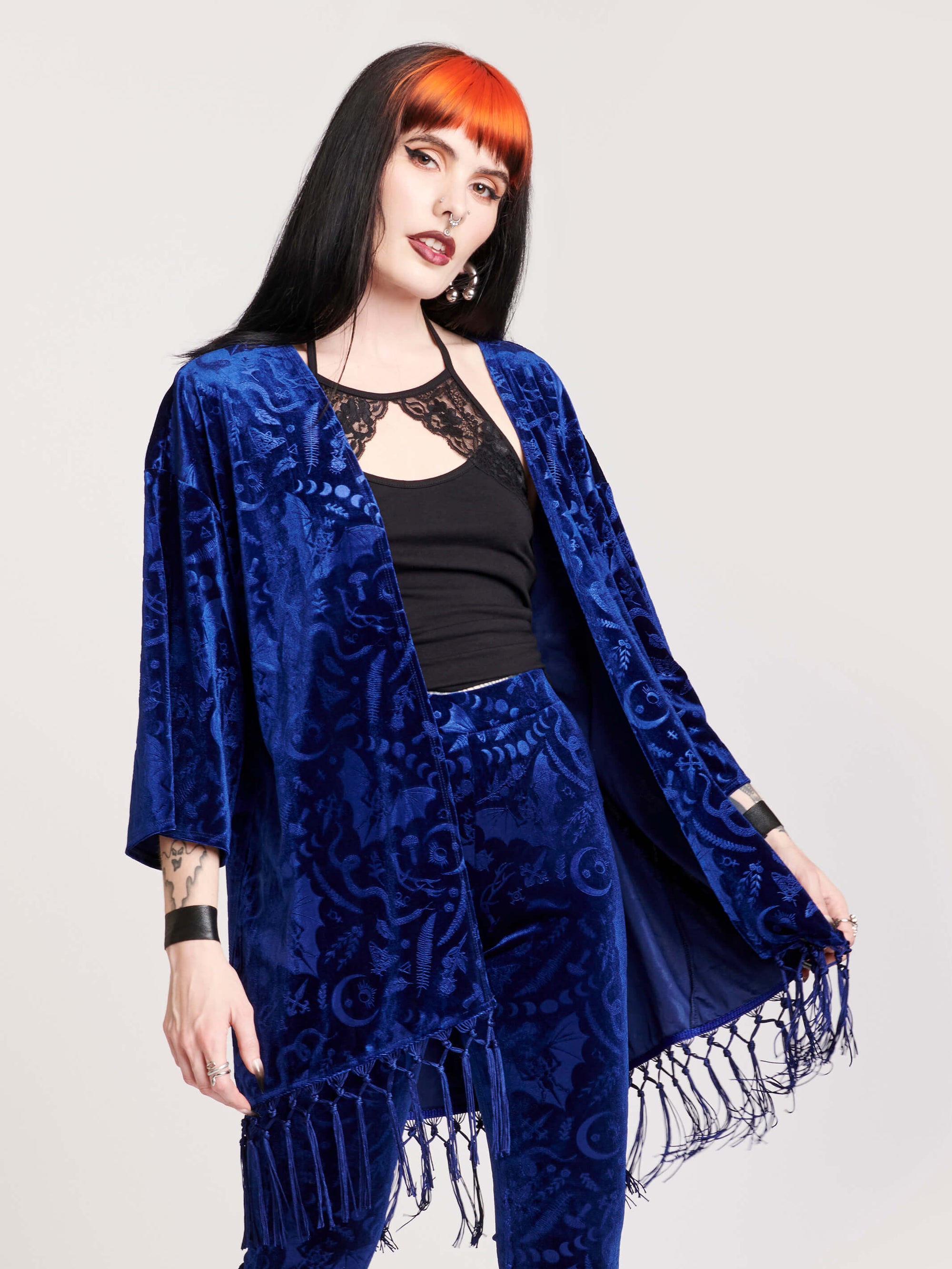 Goth Kimonos – Midnight Hour