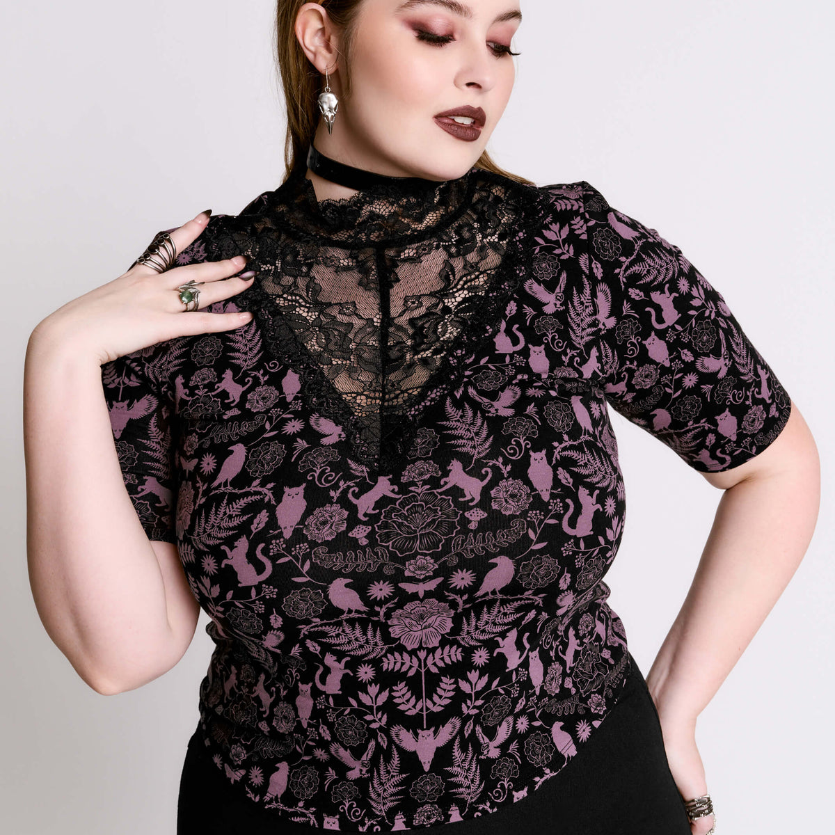 Folklore Lace Top – Gothic Lace Yoke Short Sleeve Tee – Midnight Hour
