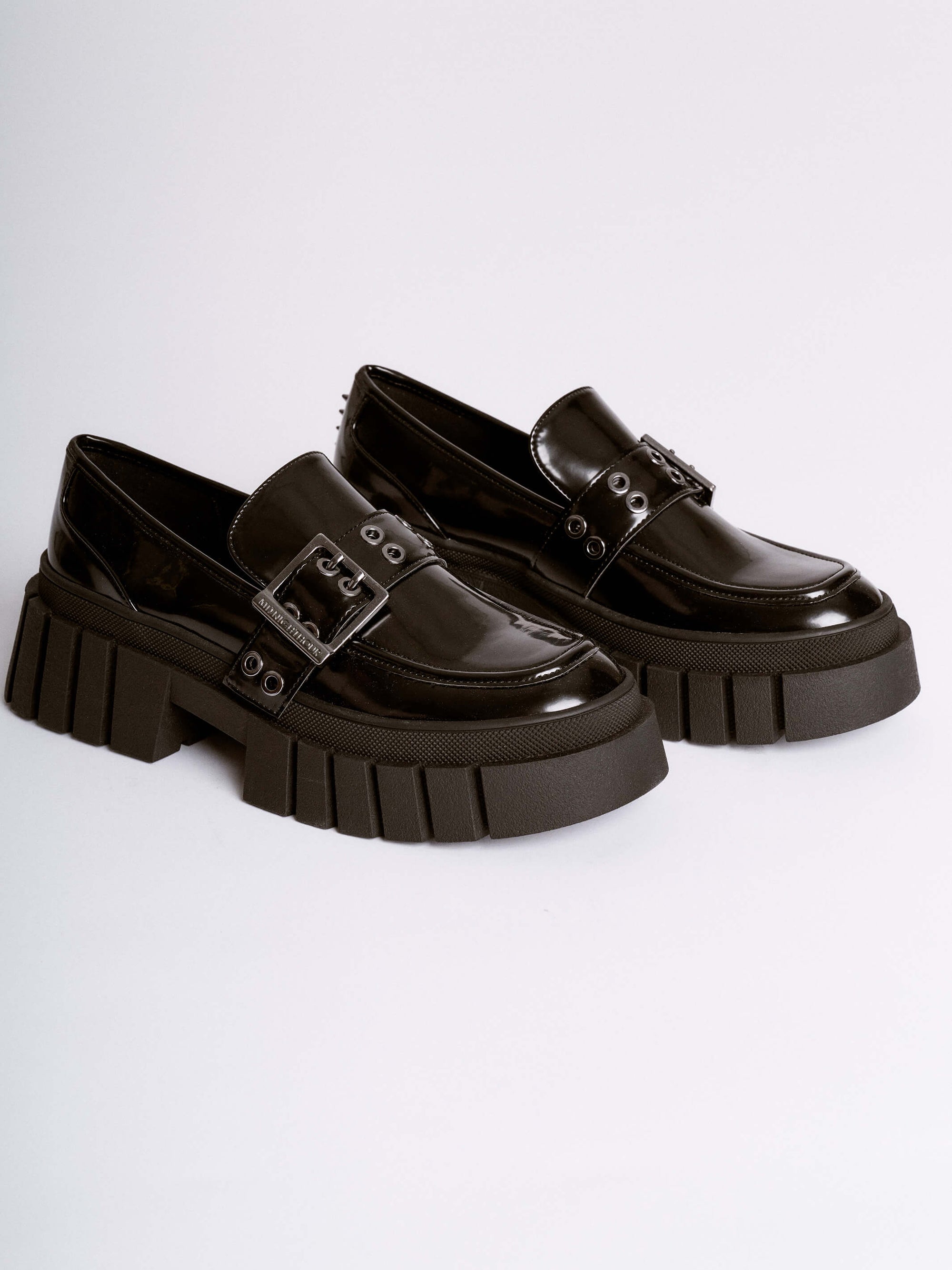 Shoes – Midnight Hour