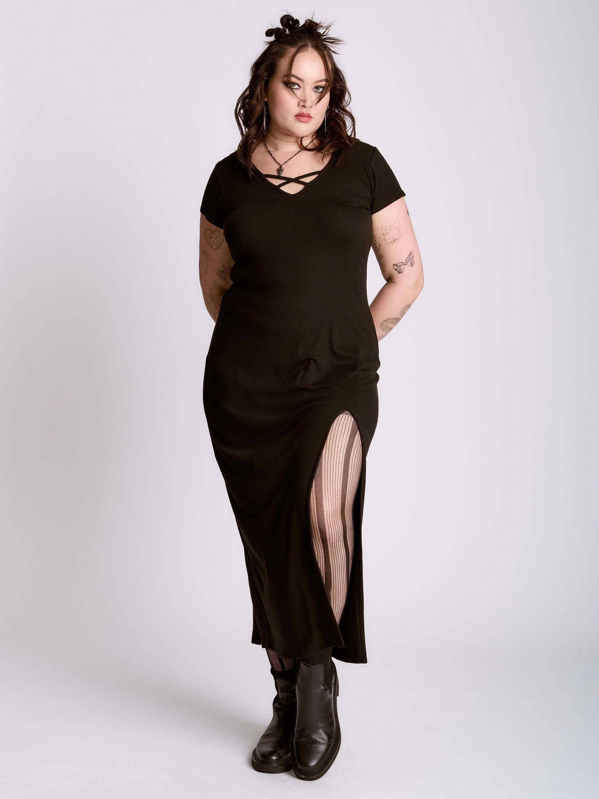 Sigil Moth Maxi – Midnight Hour