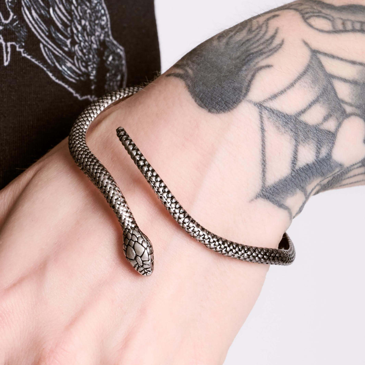 Snake Bracelet – Midnight Hour