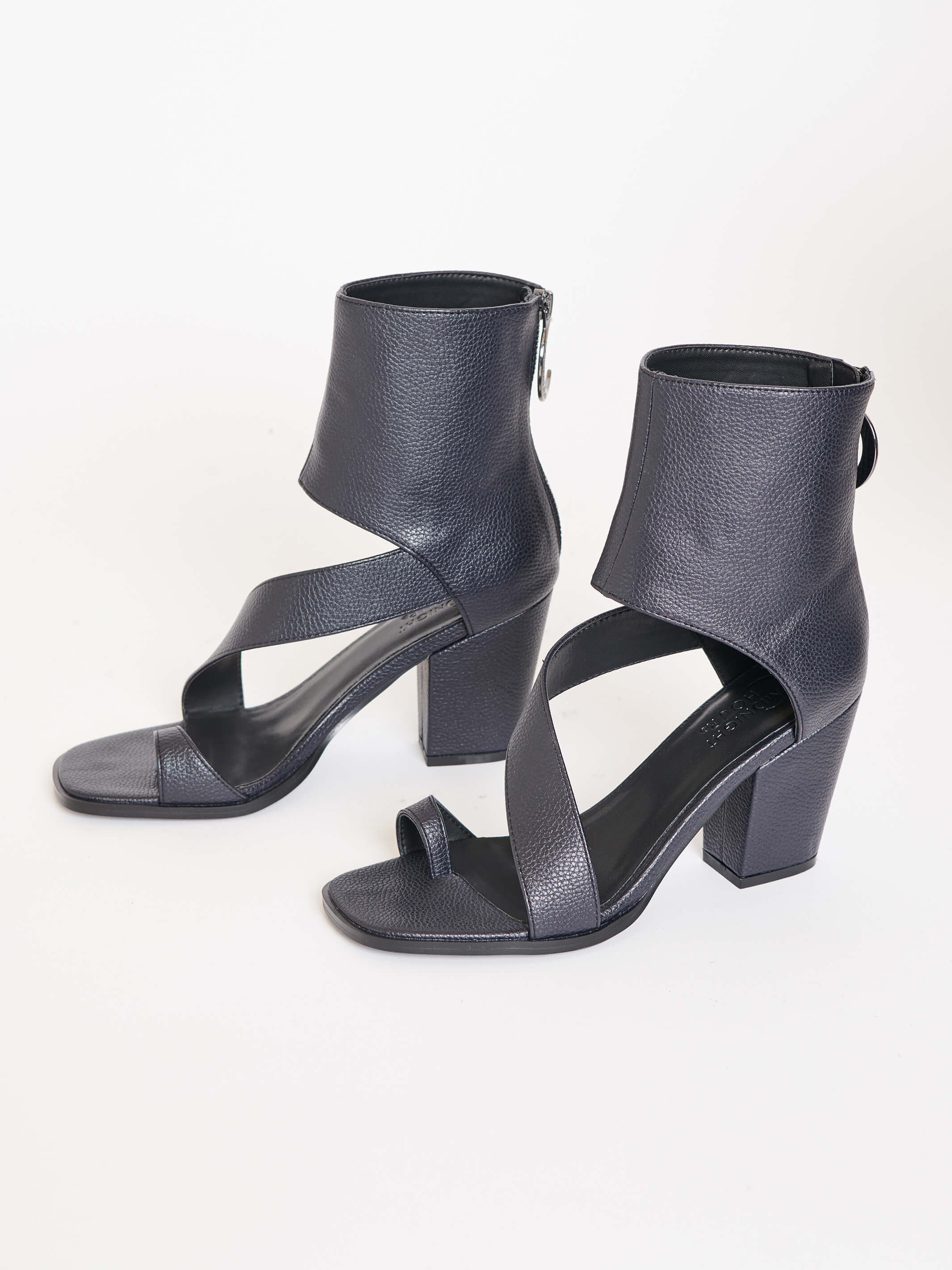 Shoes – Midnight Hour